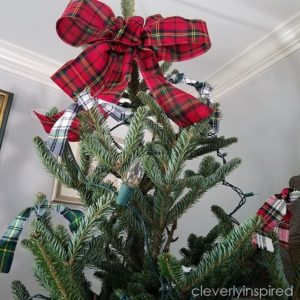 Plaid Christmas Tree (easy DIY tree decorations) - Cleverly Inspired